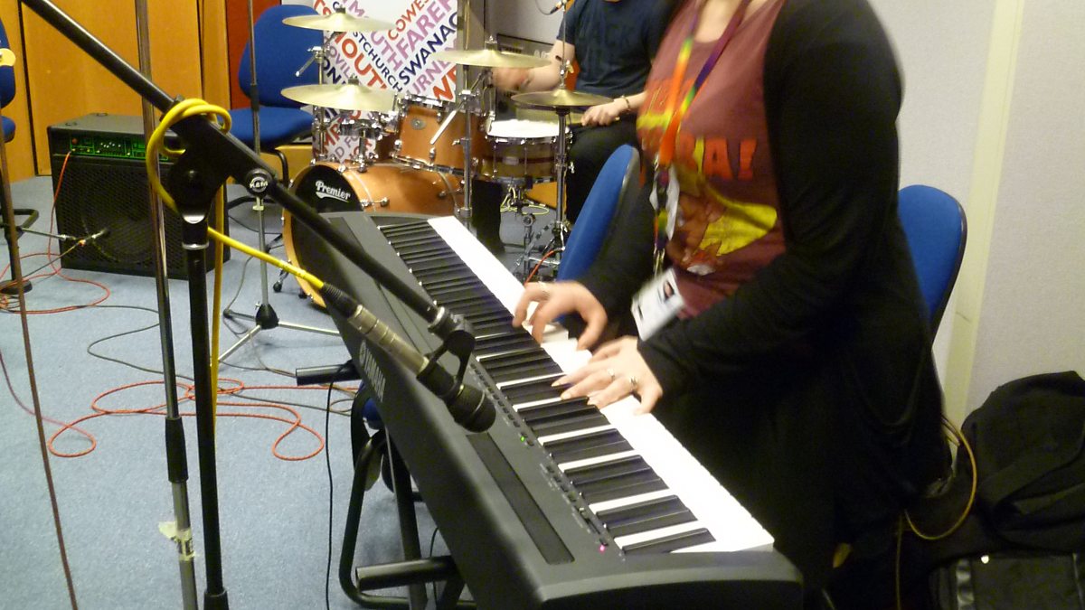 BBC - Recording the Christmas Songs - Recording the Christmas Songs