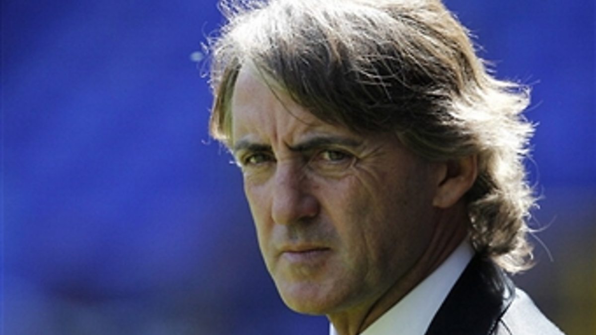 BBC World Service - World Football, Mancini and Champagne