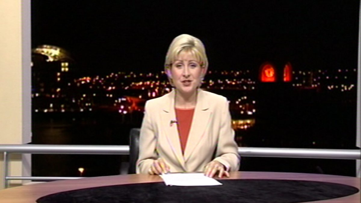 BBC One - BBC Wales Today, BBC Wales Today: Sian Lloyd, 2000