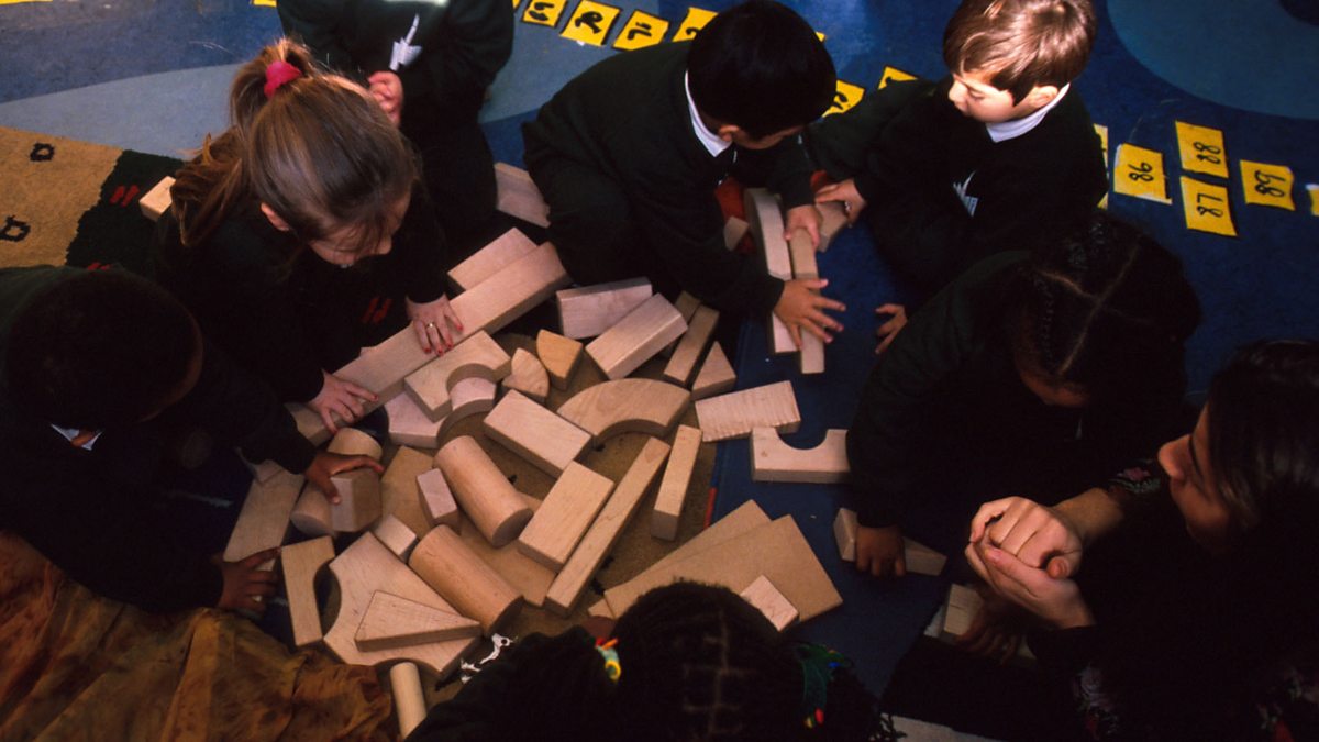 BBC Radio Cymru - Dan yr Wyneb gyda Dylan Iorwerth, 24/02/2014, Dylan ...