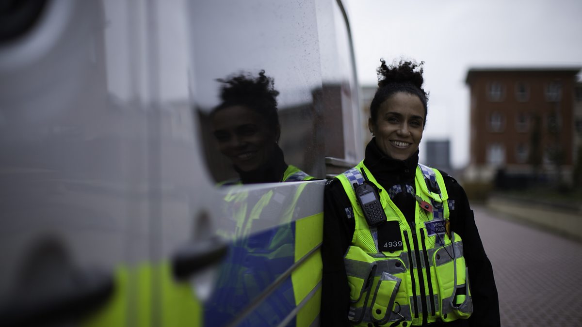 BBC One - Police 24/7, Police 24/7 - Series Two - PC Simon Chivers