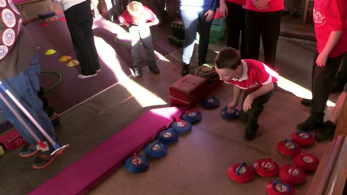 BBC One - Songs of Praise, Sport Relief 2014, Sport Relief (09/03/2014)