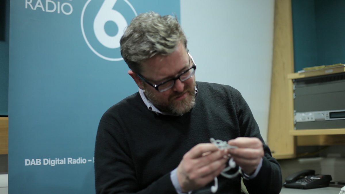 BBC Radio 6 Music - Shaun Keaveny, New Feature - Tangled!, Elbow's Guy ...