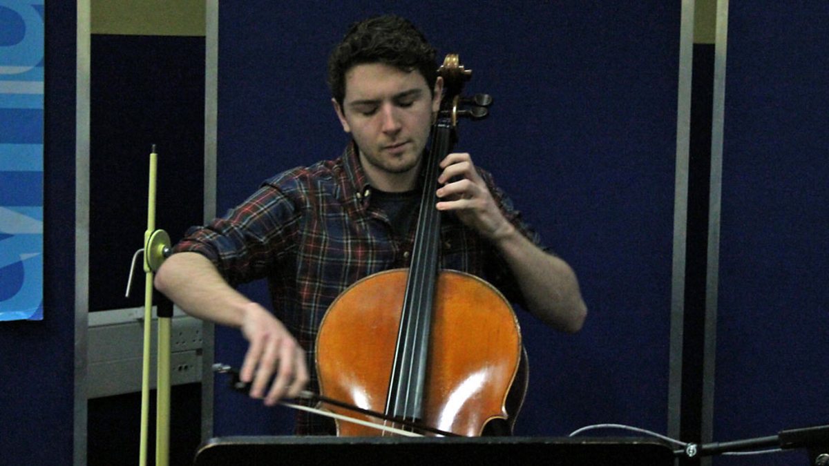 BBC Radio Cymru - Bore Cothi, 04/04/2014, Yr Alarch allan o Carnifal yr ...