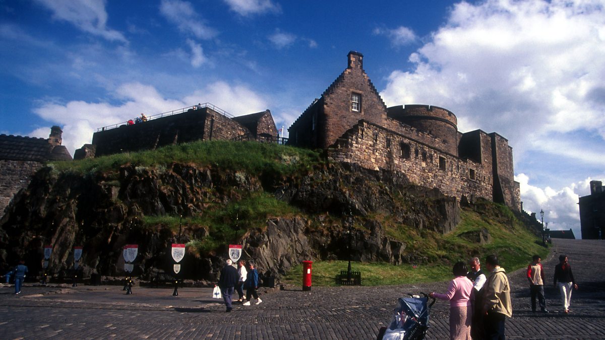 BBC One - Live at Edinburgh Castle - Edinburgh Castle hosts a live ...