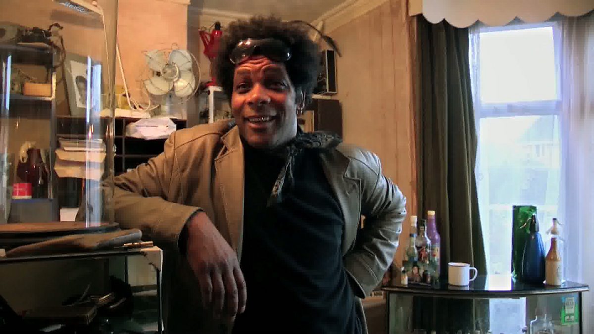 BBC One - Del Boys and Dealers, Episode 4, Danny becomes an auctioneer