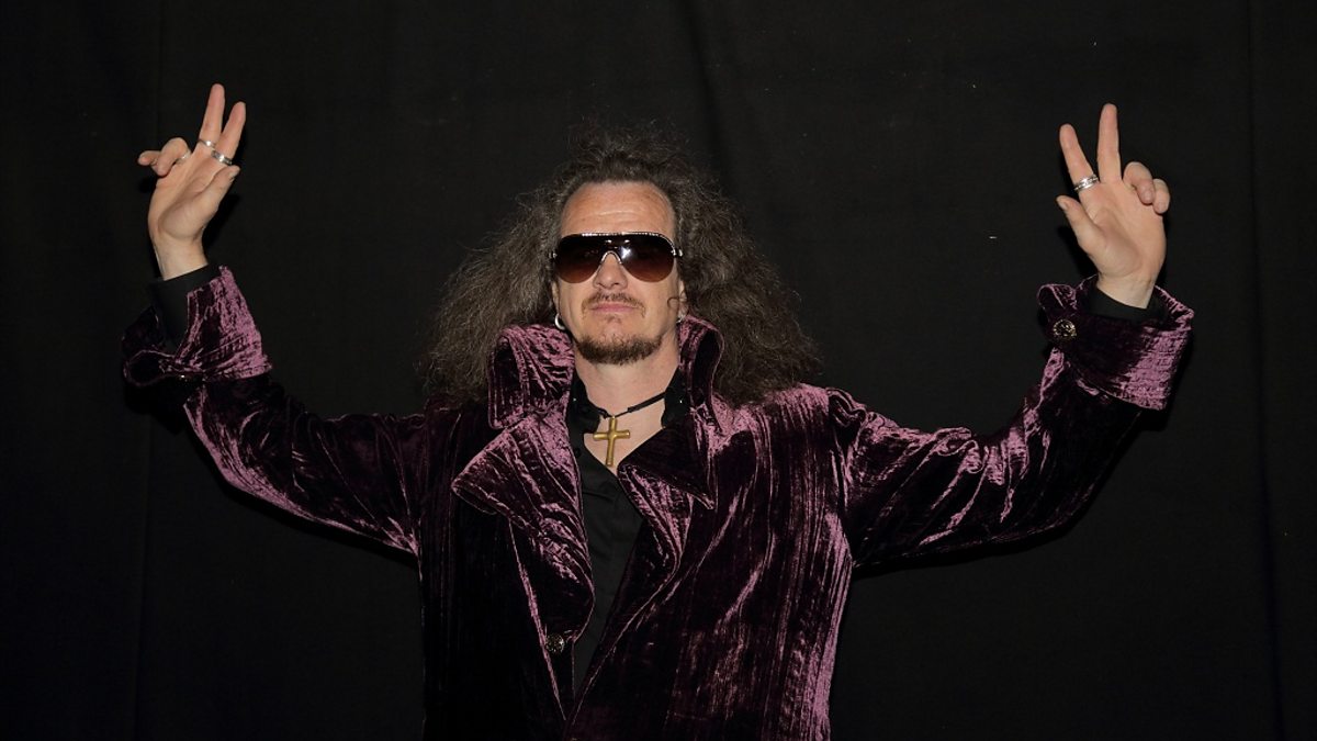 BBC Radio Derby - Andy Potter, Singer Clive Jackson from Doctor and the ...