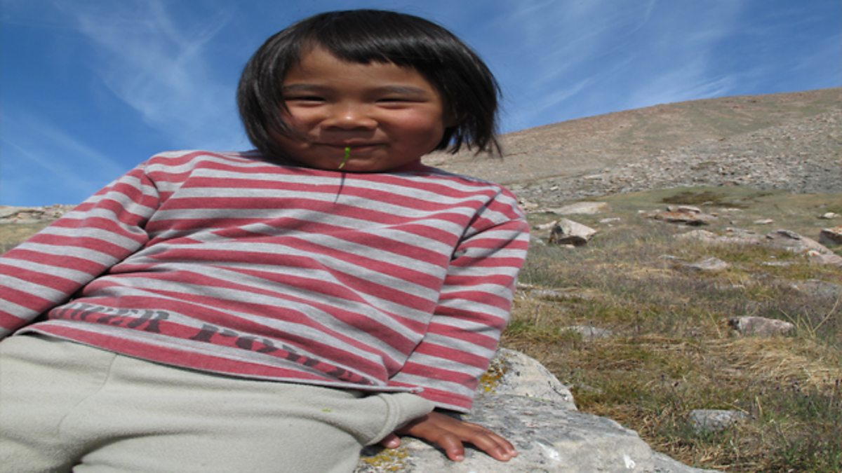 S4C - Plant y Byd, Ynys Las ac ar lan y Rio Negro