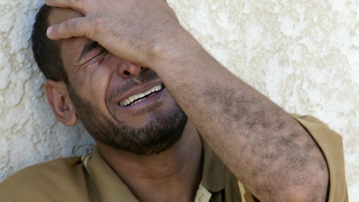 BBC Radio 5 Live - 5 Live In Short, Isis trap Iraqis on mountain with ...