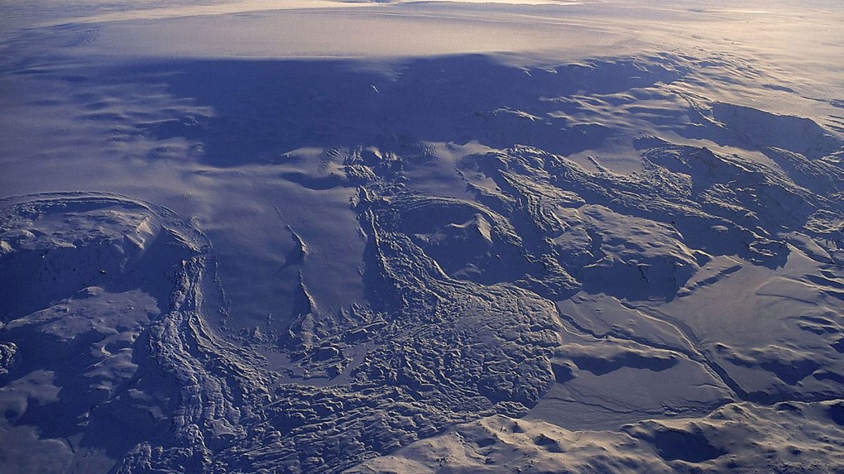BBC World Service - Science In Action, Icelandic Volcano