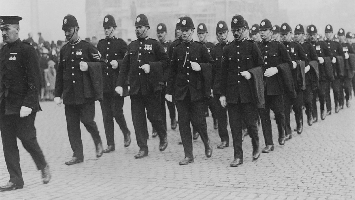 BBC - World War One At Home, Glasgow, Scotland: Glasgow Police During ...