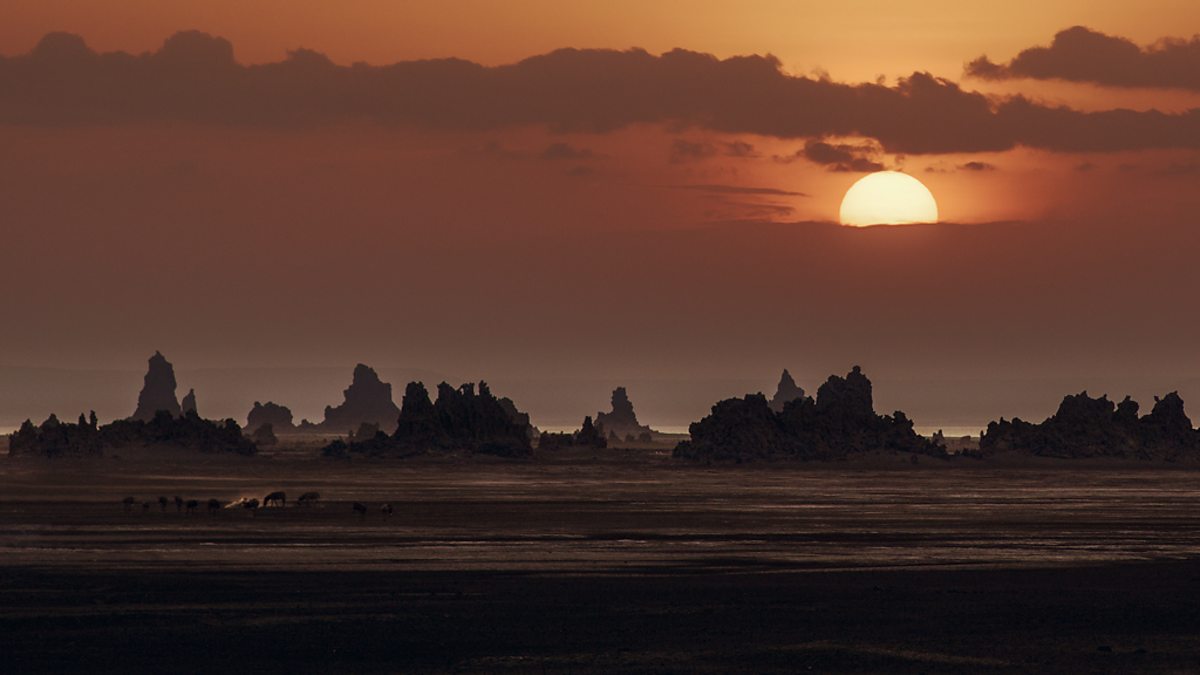 BBC Four - Human Universe, People and places - Afar girl