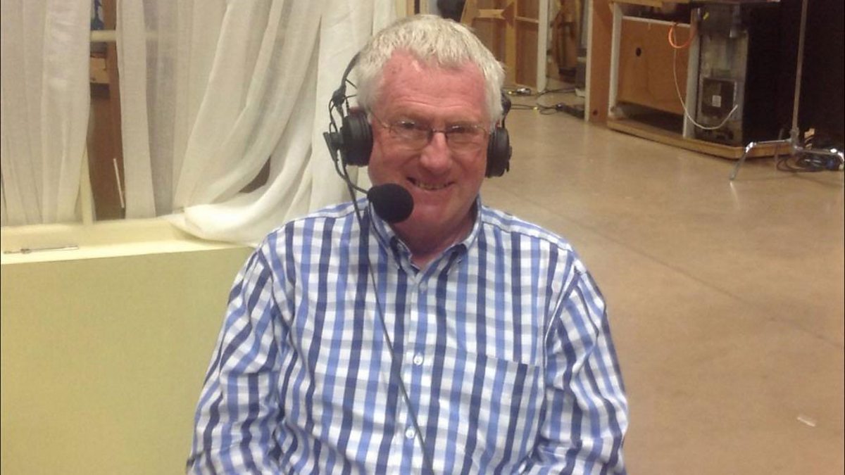 BBC Radio Cymru - Rhaglen Dylan Jones, 16/10/2014, Huw Reynolds yn sôn ...