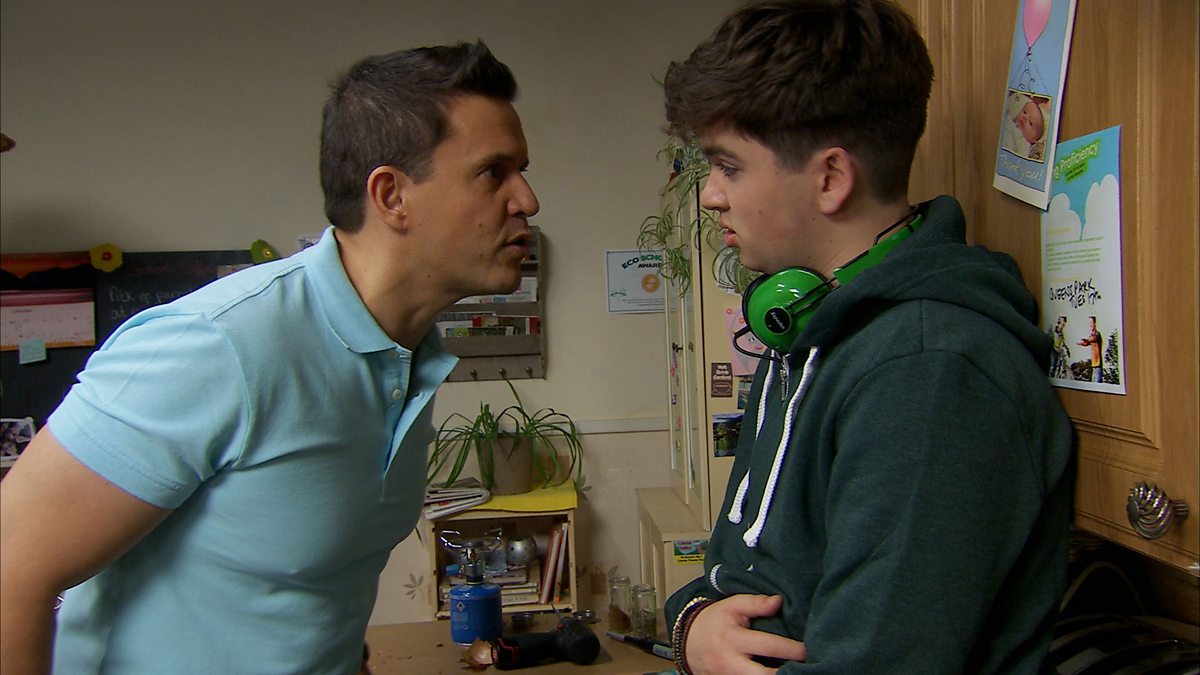 Millie Inbetween - Series 1: 4. Bigging Up Dad - BBC iPlayer