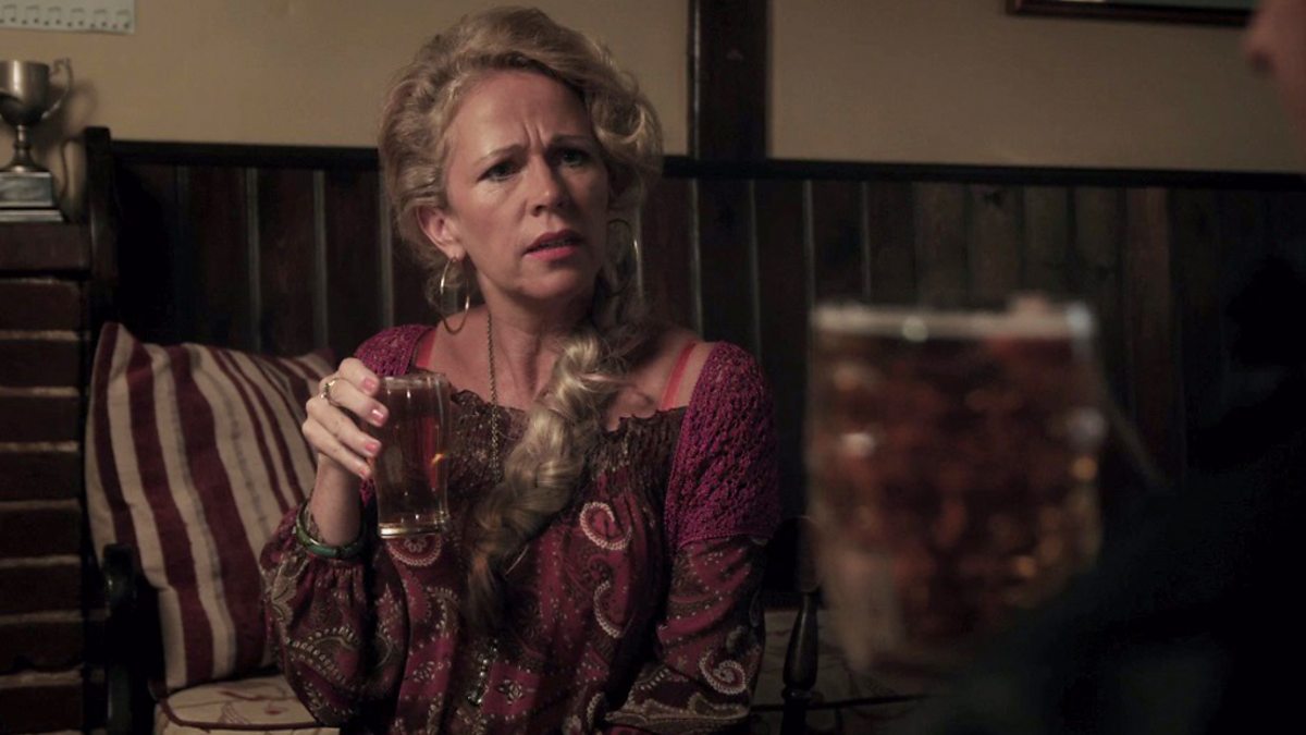 BBC Four - Detectorists, Series 1, Episode 4, Two Halves For The Ladies