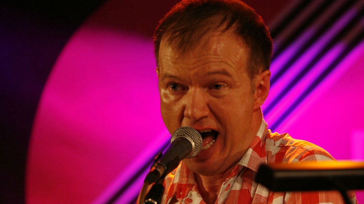 BBC Radio 5 Live - 5 Live In Short, Edwyn Collins: I fought for life ...