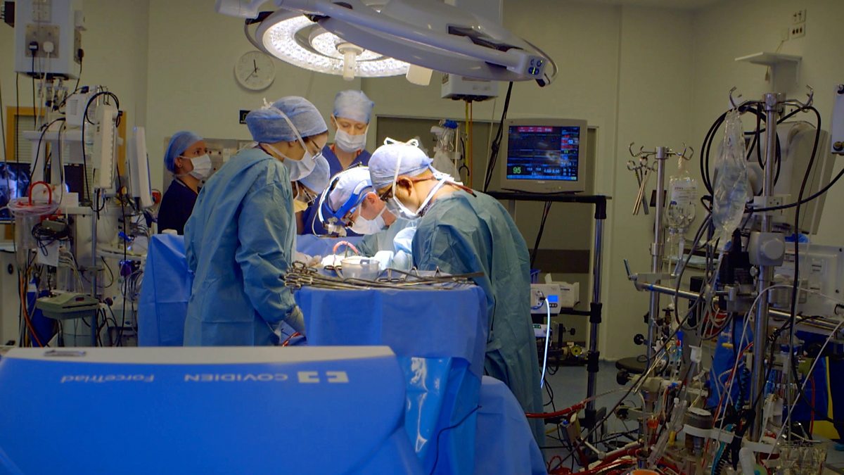 BBC Two - Trust Me, I'm a Doctor, Series 2, Episode 3 - Surgery in ...