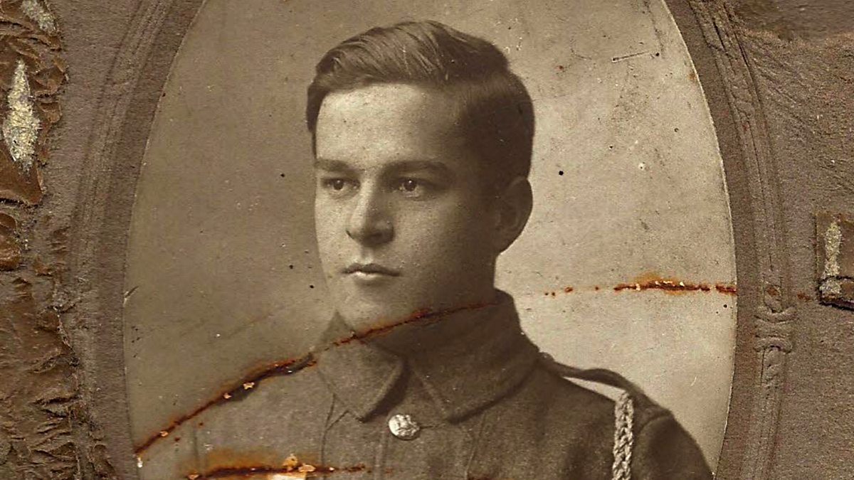 BBC - World War One At Home, Skye, Scotland: Portree War Memorial and John Macfarlane