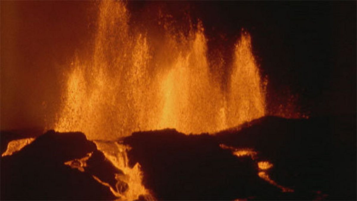 BBC HD - Galapagos, Born of Fire, Vents and volcanoes