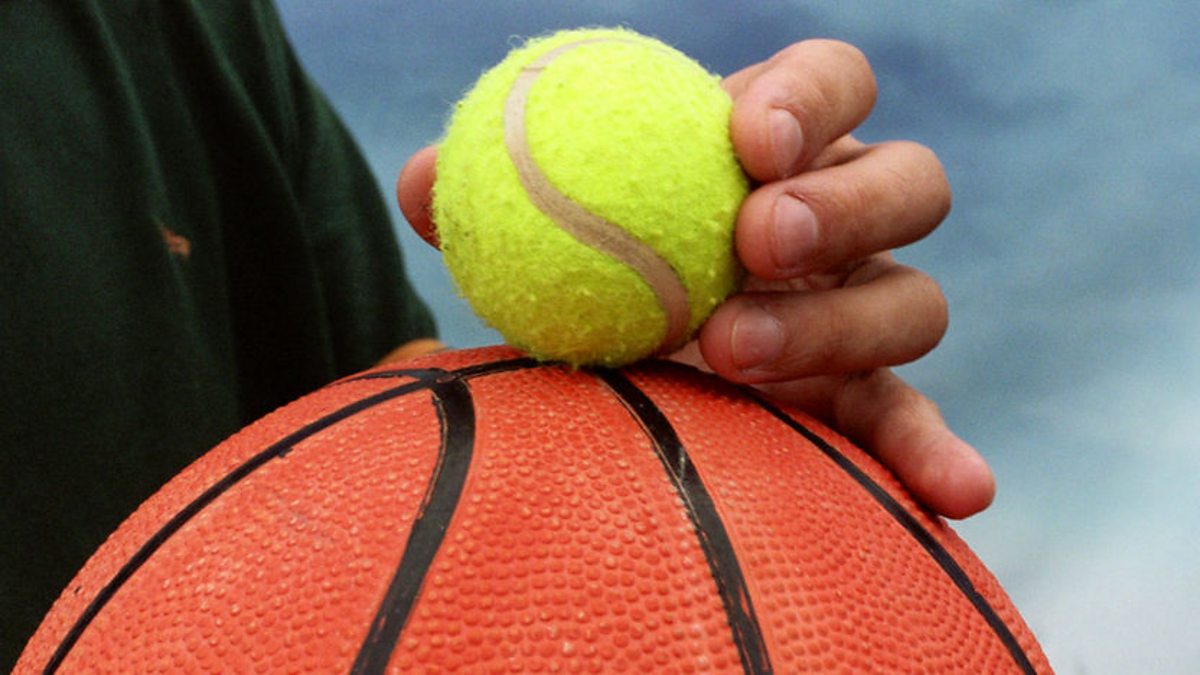 BBC One - Bang Goes the Theory, Two Ball Bounce