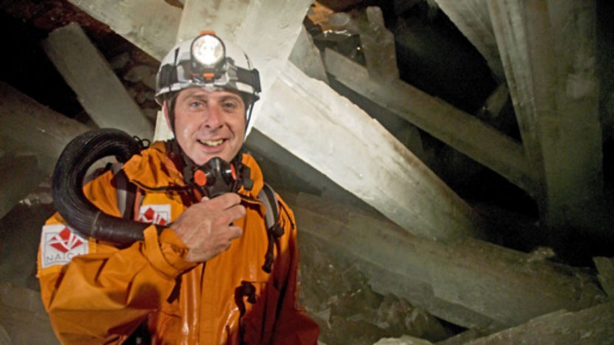 BBC Two - How Earth Made Us, Deep Earth, Crystal cave: Behind the scenes