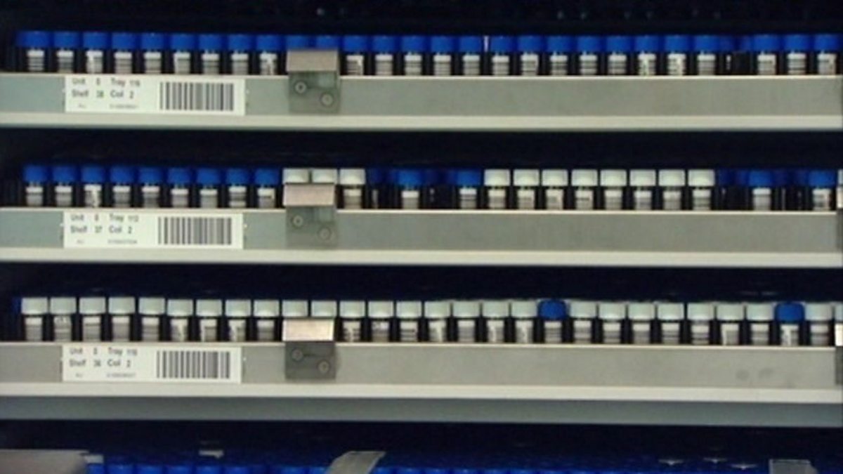 BBC Two - Horizon, 2009-2010, Pill Poppers, Drugs Factory