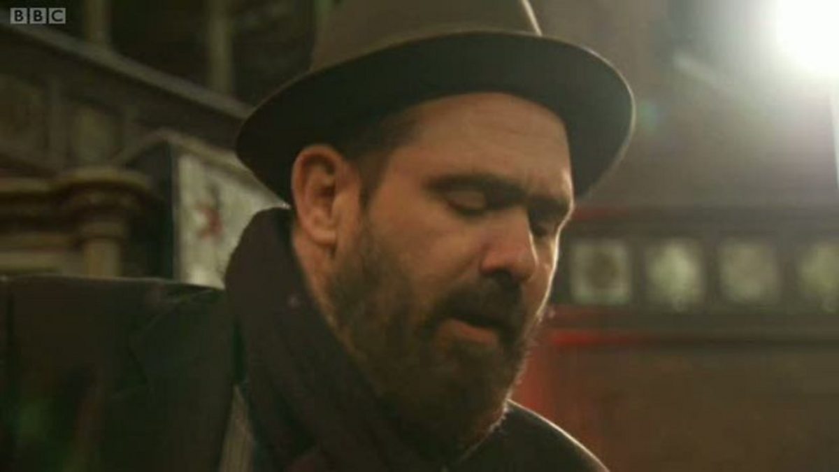 BBC Two - The Culture Show, 2010/2011, Episode 1, Mark Eitzel rehearses ...