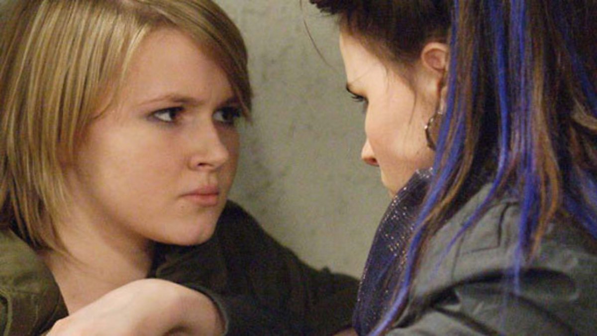 BBC One - EastEnders 2008 - 2012, 2010, 01/06/2010, Preview: Tuesday 1 June