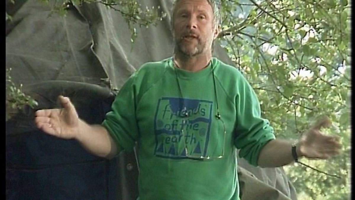 BBC Music - Glastonbury, 1990: Bill Oddie at Glastonbury