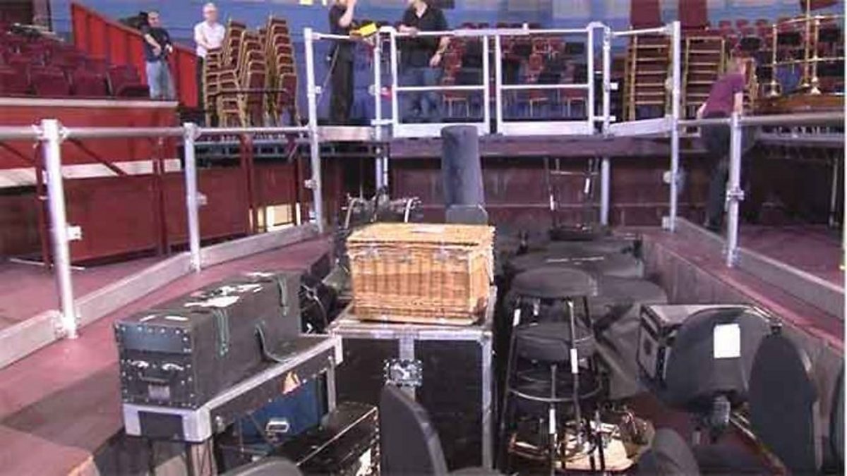 BBC Radio 3 - BBC Proms, 2010, Prom 01: Mahler - Symphony No 8 ...