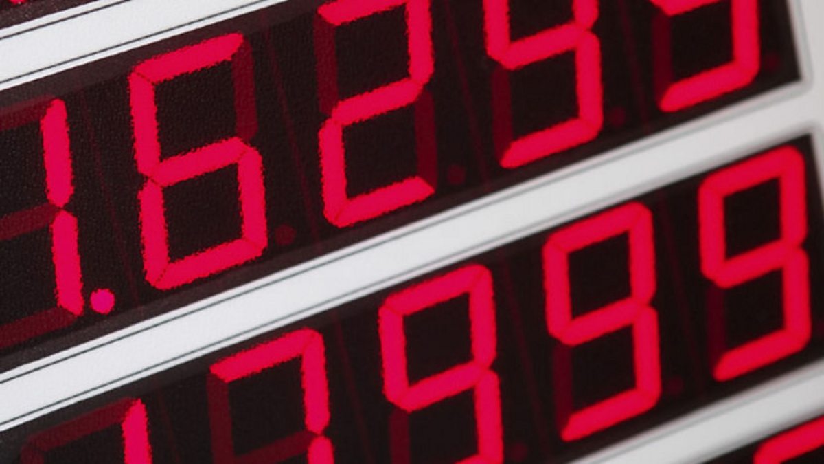 BBC Radio Ulster - A Kist o Wurds, Series 8, Programme 7, Liam Logan on ...