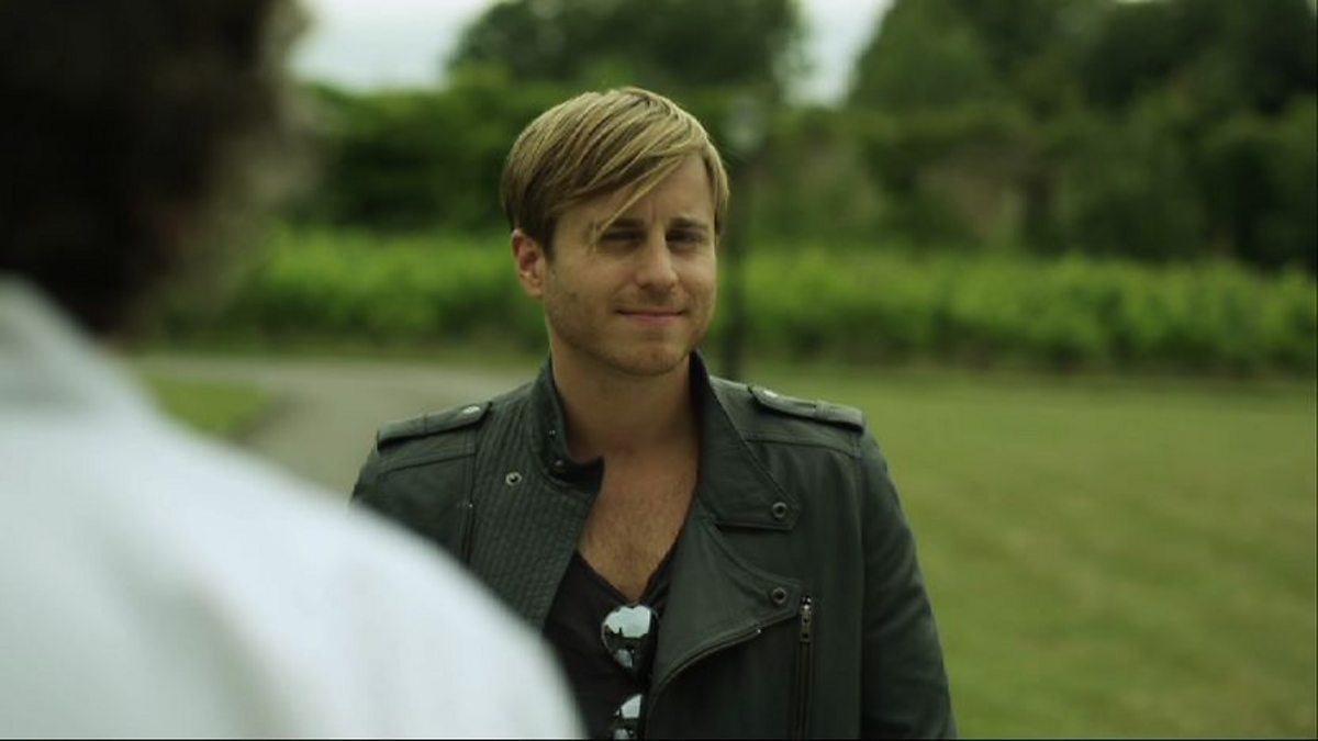 BBC Two - Whites, Episode 2, Shay Marshall Flirts With Caroline