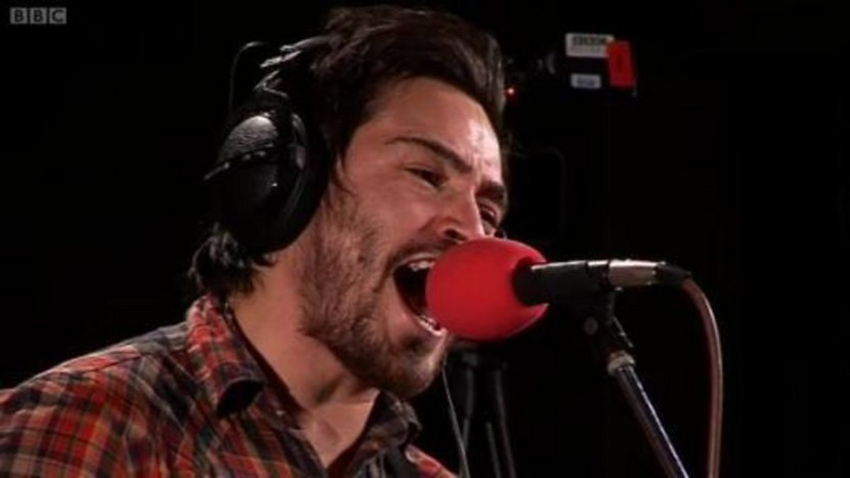 BBC Radio 1 - Zane Lowe, Middle Class Rut in session, MC Rut perform USA