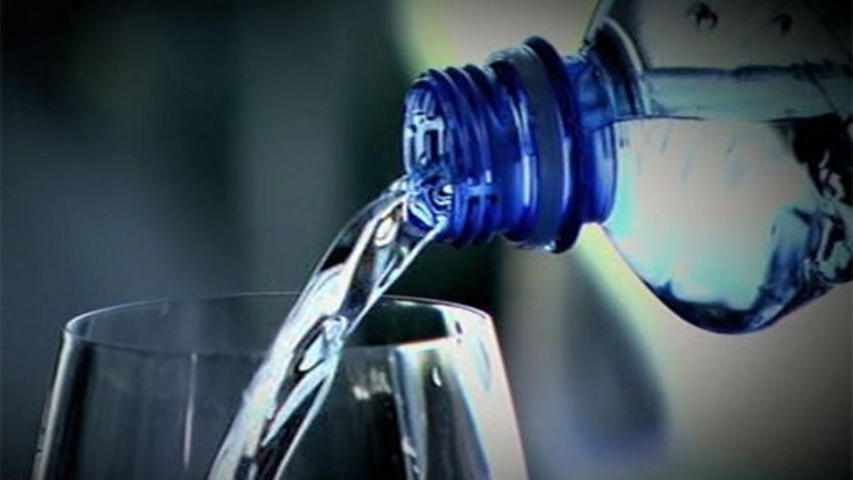 BBC Two - The Foods that Make Billions, Liquid Gold, Preview: Liquid Gold