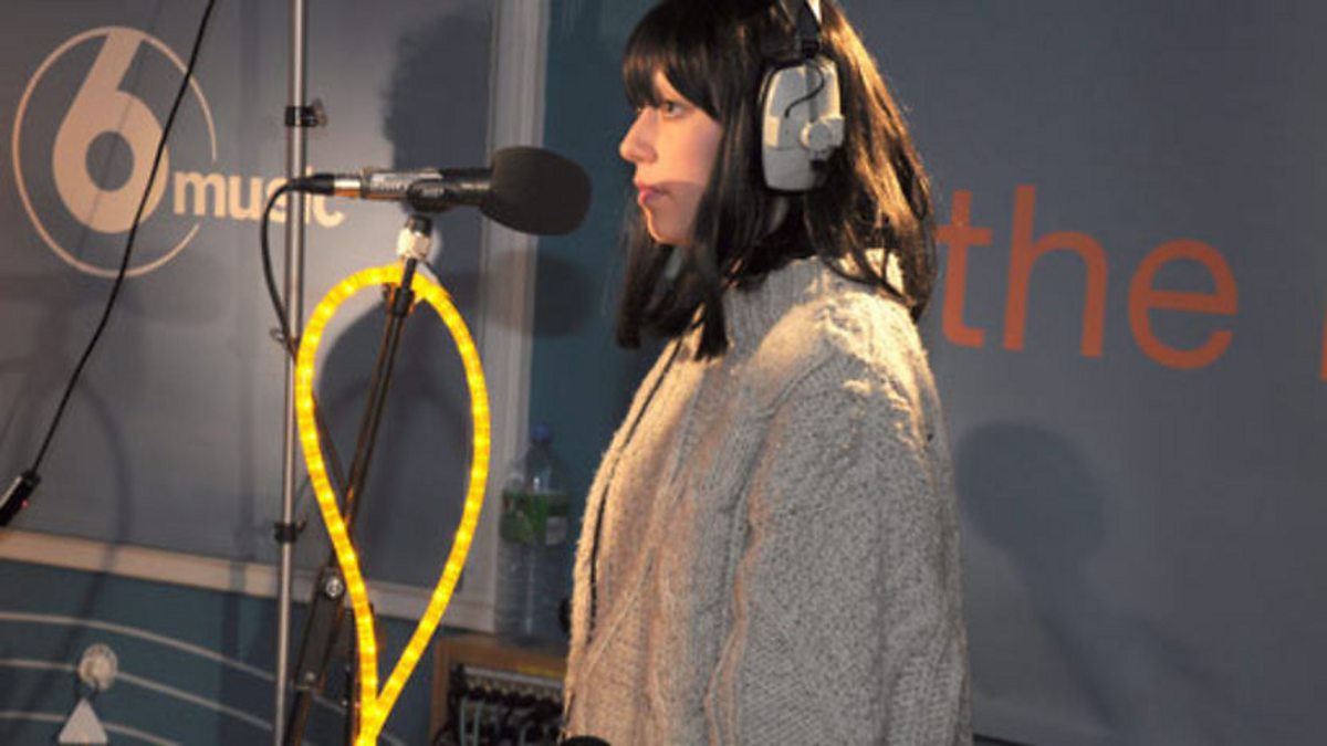 BBC Radio 6 Music - Lauren Laverne, Huey Morgan sits in, Twin Sister ...