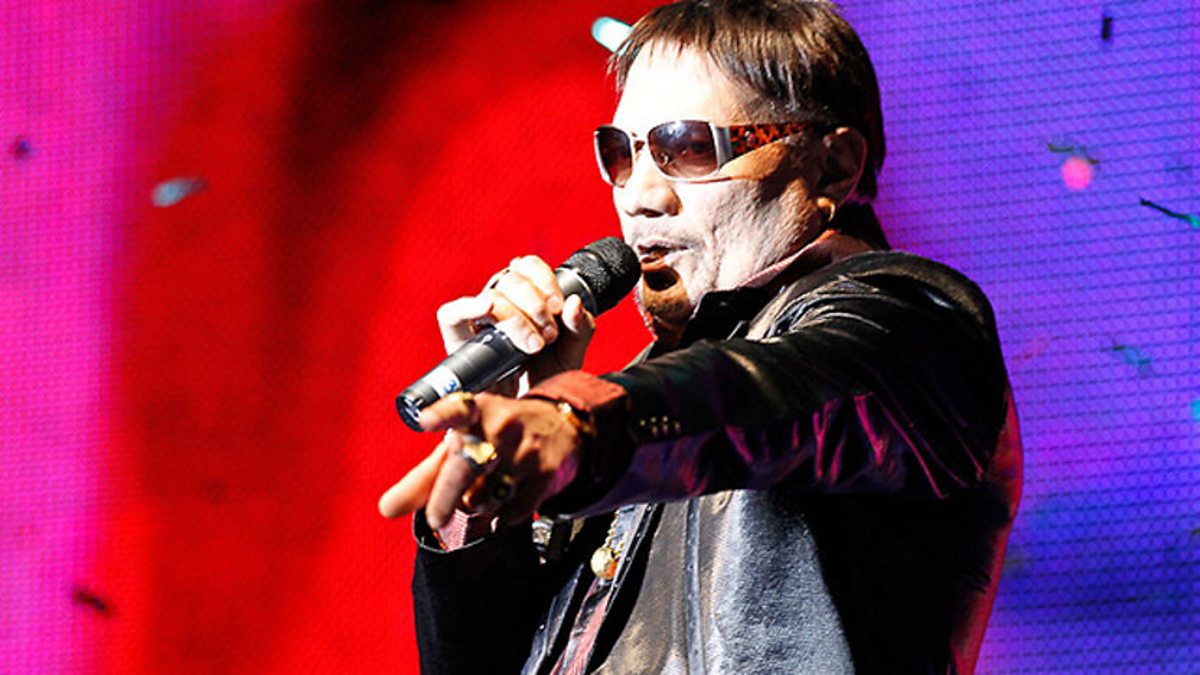 BBC Asian Network - Friction, Labh Janjua performs 'Mundian To Bach Ke ...