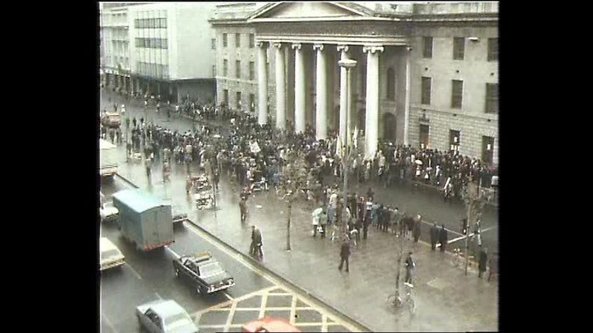 BBC News - BBC Nine O'Clock News, 05/05/1981, Reaction to Bobby Sands ...