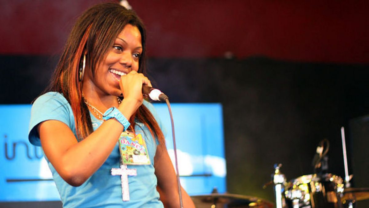 BBC Radio 1 - BBC Introducing in Scotland with Ally McCrae, Ally takes ...