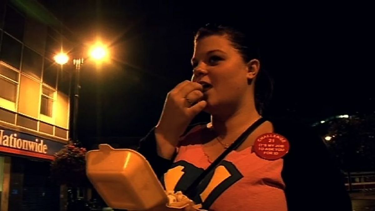 Bbc Three Misbehaving Mums To Be Episode 2 Curvy Mum To Be Kim Is A Big Girl And Proud