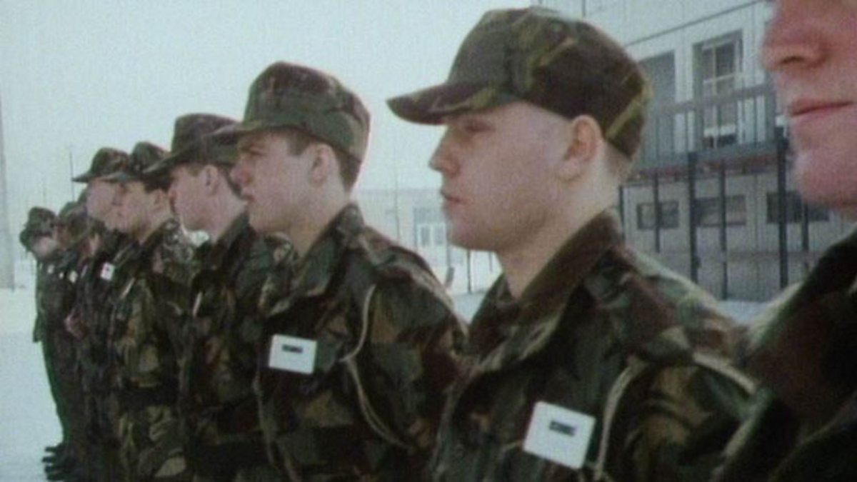 BBC - The Paras, 480 Platoon, New Recruits Join the 480 Platoon