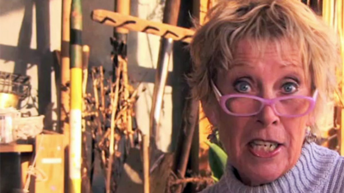 BBC - Connect, First Click - Carol Klein shares her passion for gardening