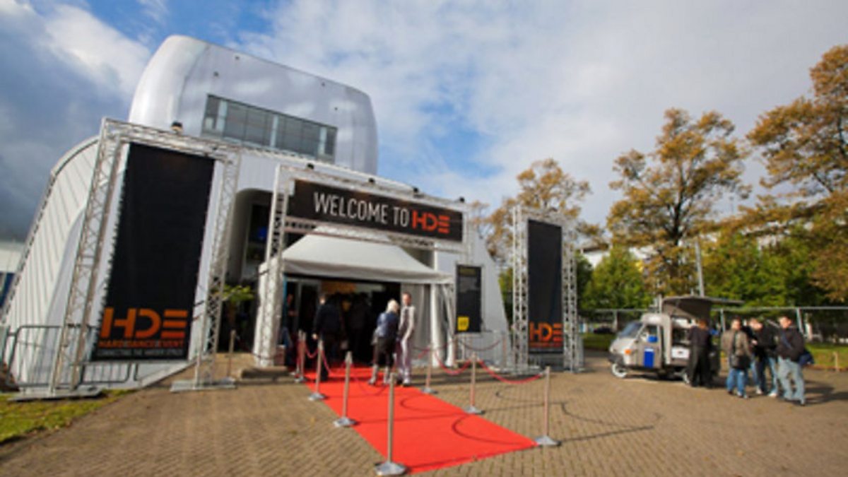 BBC Radio 1 - Kutski, Kutski and Wildstylez go Double Dutch!, Roger ...