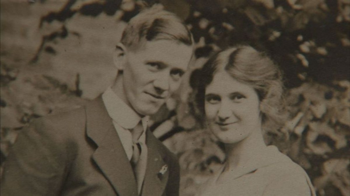 BBC One - Antiques Roadshow, Series 34, Remembrance Special, Antiques ...