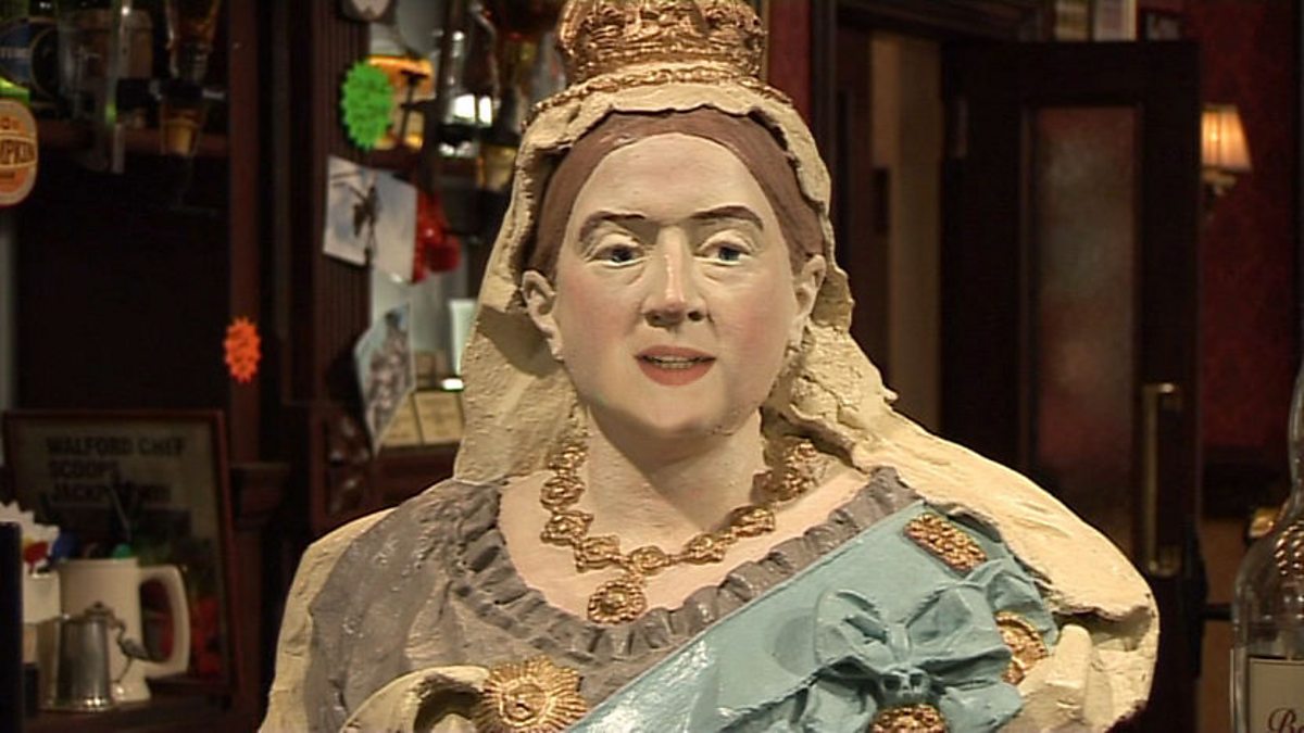 BBC One - EastEnders 2008 - 2012, 2011, 25/12/2011, The Queen Vic Speech