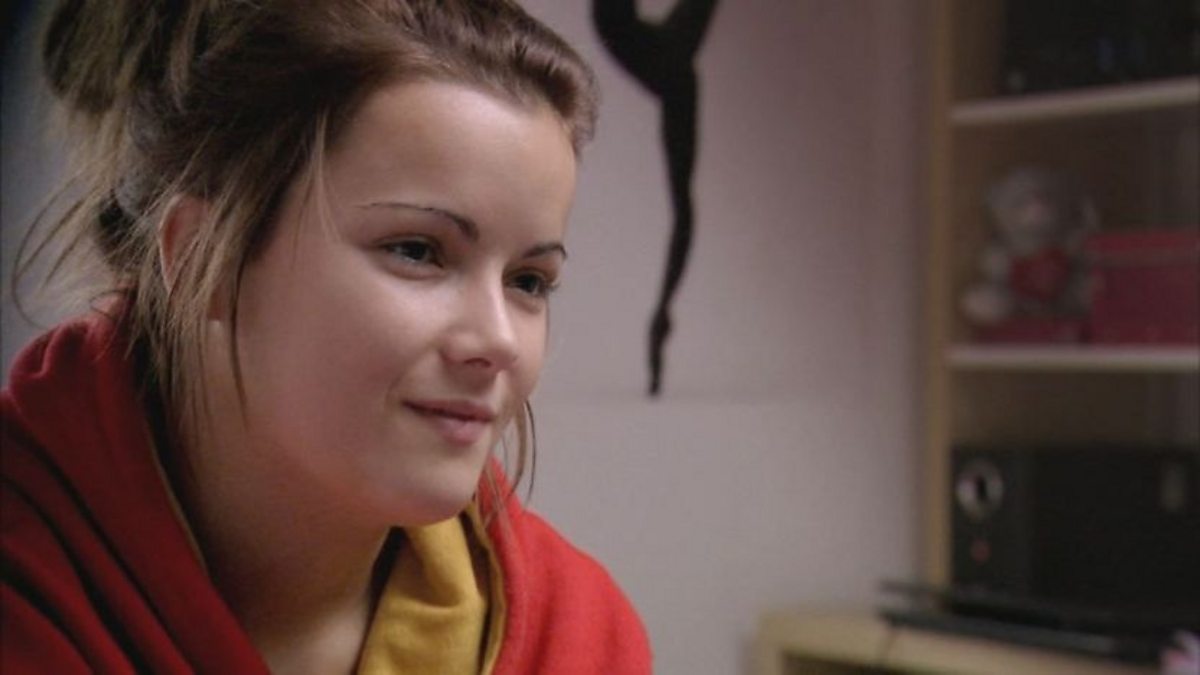 BBC Three - Table Dancing Diaries, Dee Explains Her Life as a Table Dancer