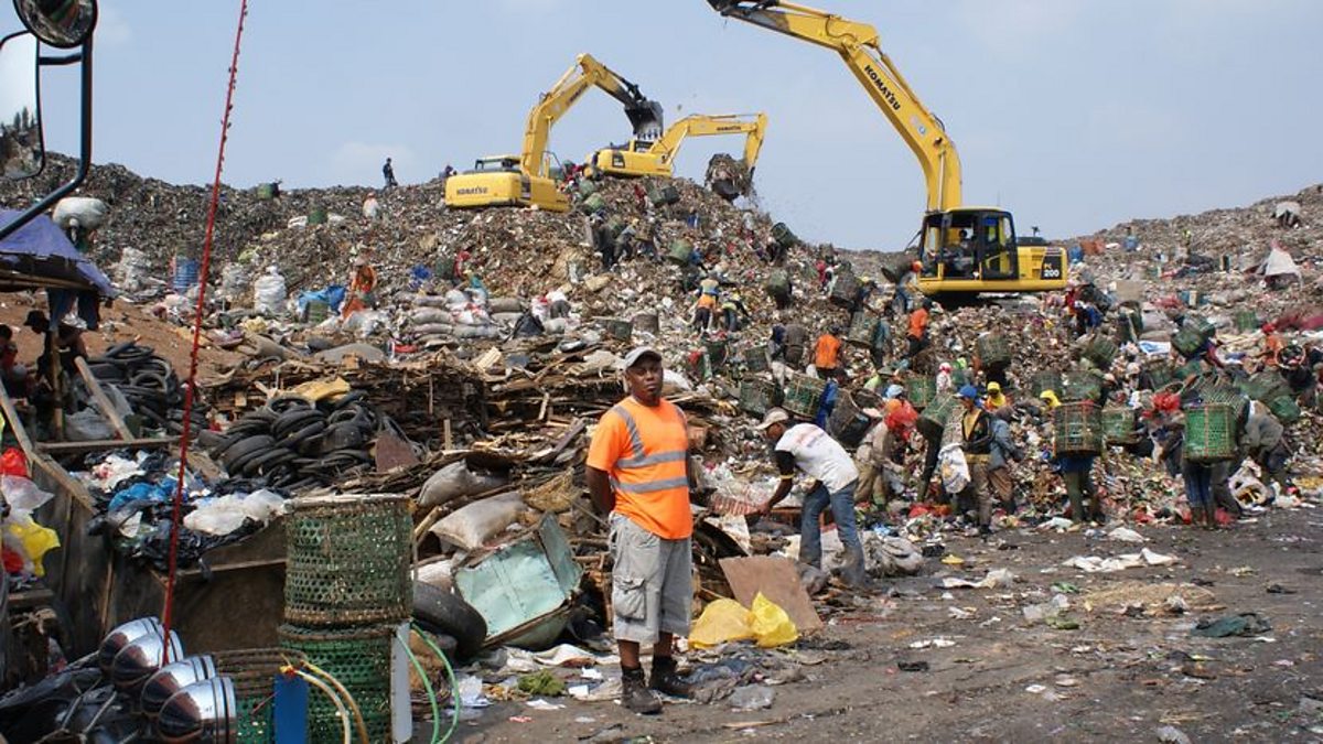 BBC Two - Toughest Place to be a..., Series 2, Binman, London binman ...