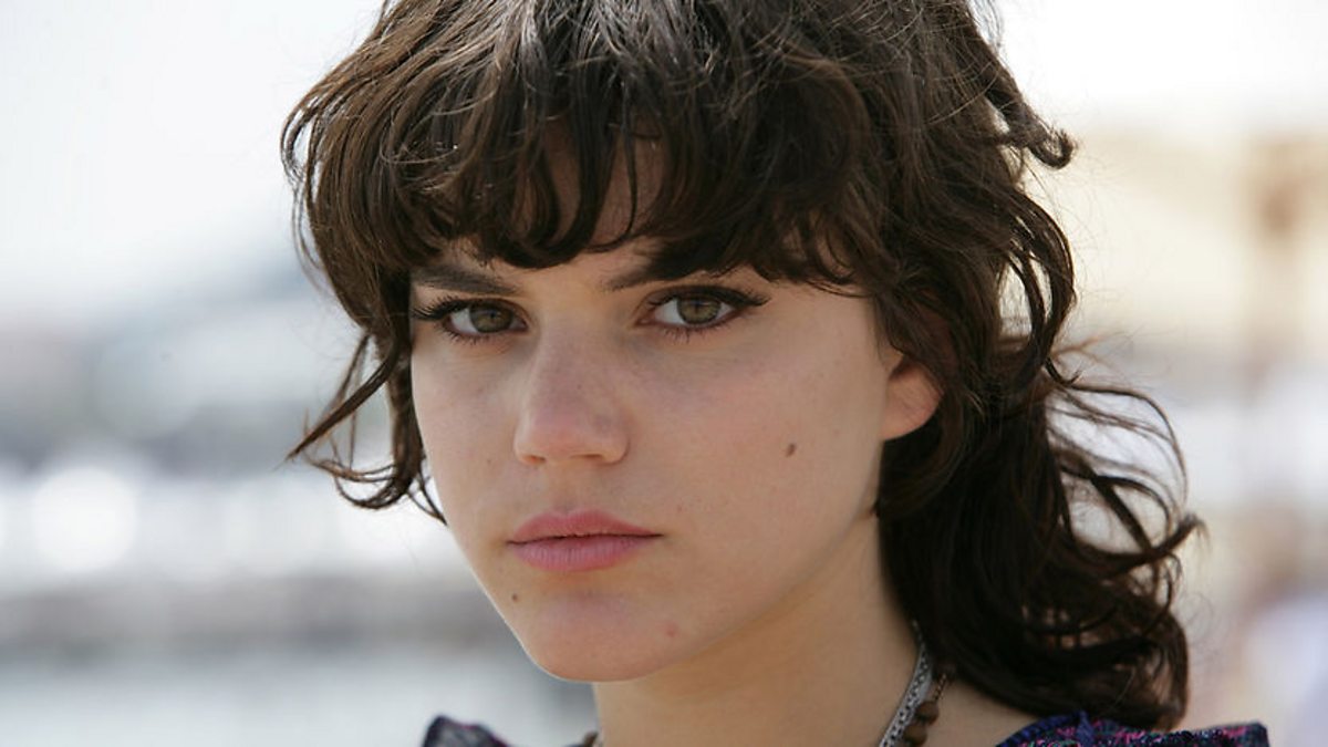 BBC Radio 6 Music - Radcliffe and Maconie, Mike Joyce sits in, Soko ...