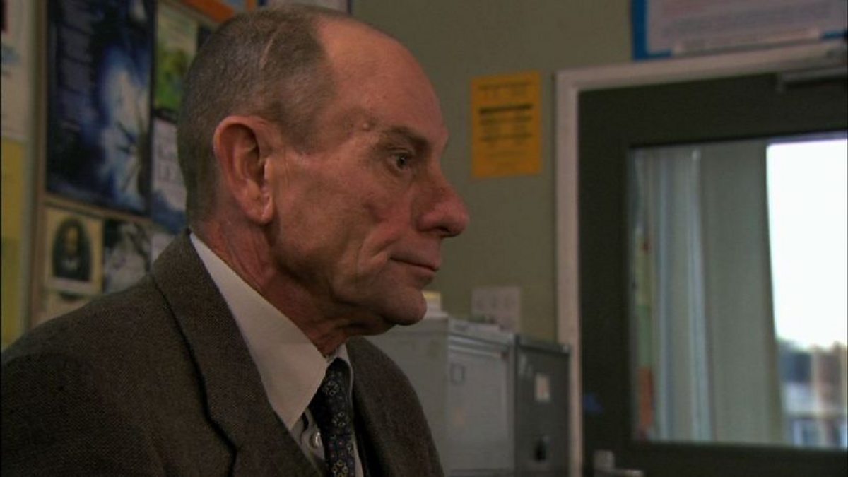 BBC One - Waterloo Road, Series 7, Episode 29, Grantly's Intimate Secret
