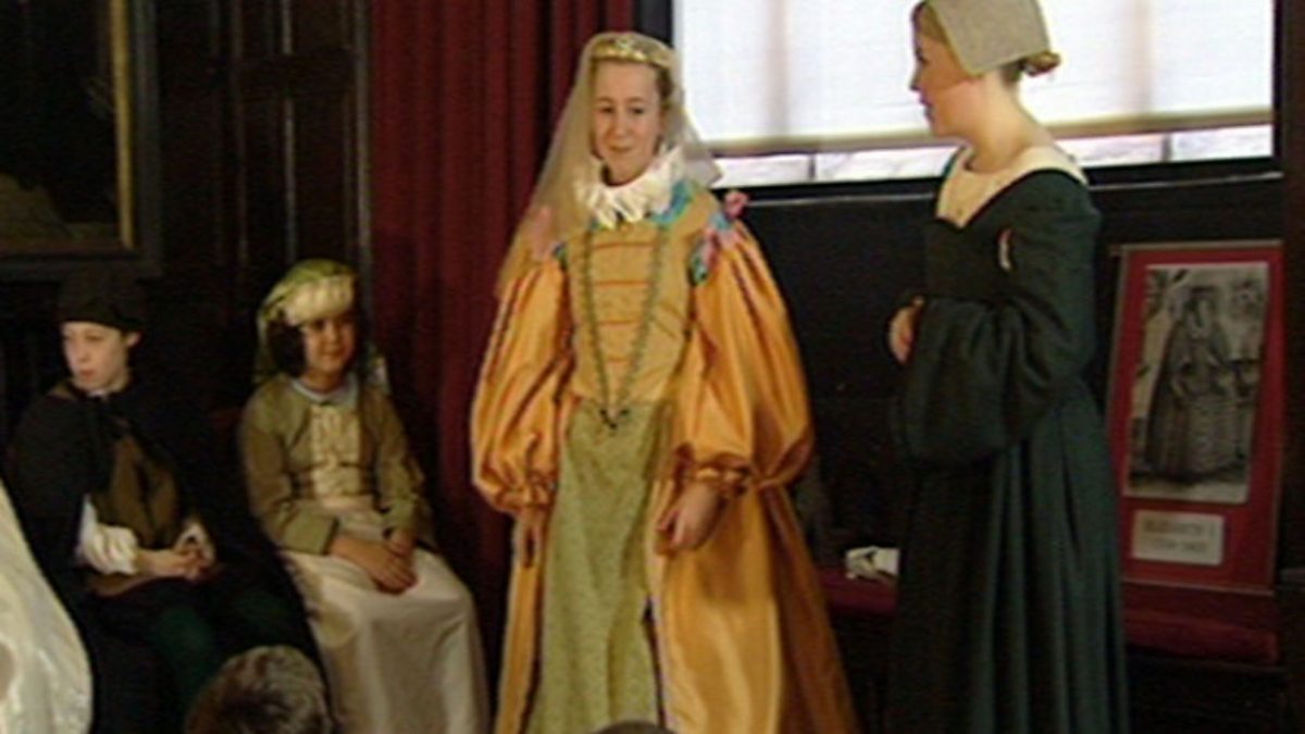 BBC Cymru - BBC Cymru, Cartrefi Moethus a Dillad y Cyfnod Tuduraidd