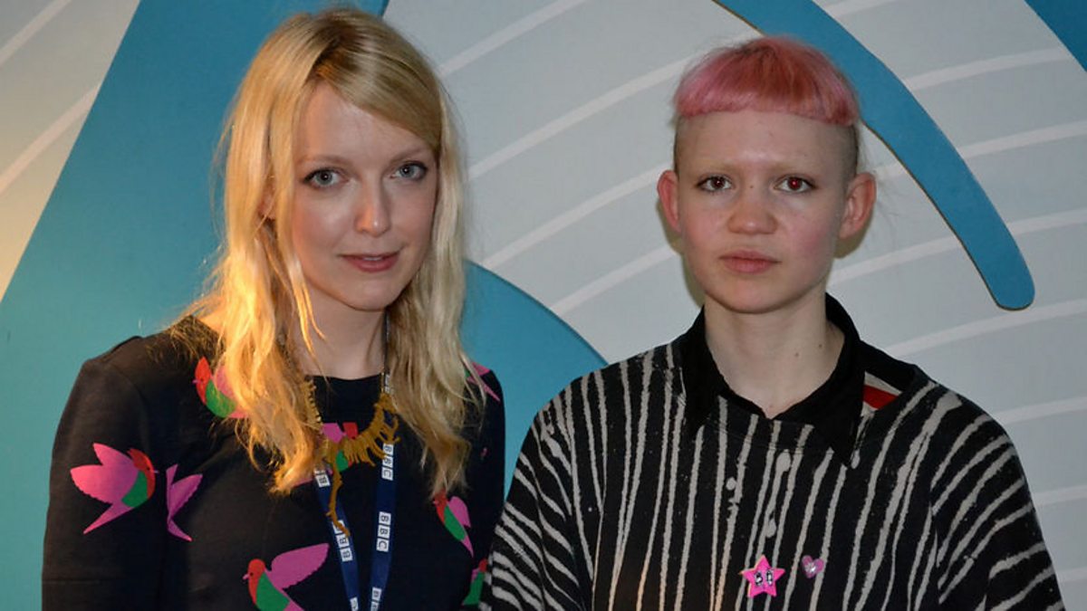 BBC Radio 6 Music - Lauren Laverne, 03/05/2012, Grimes - Live Session